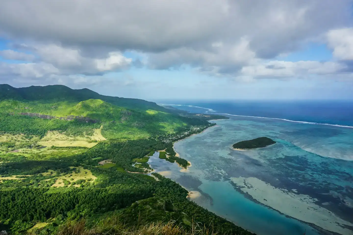 Mauritius Tour Package from Punjab 6N/7D at ₹31,999 | Antriksh